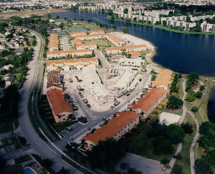 Lakeview Townhouses - Construction Management Project In Florida